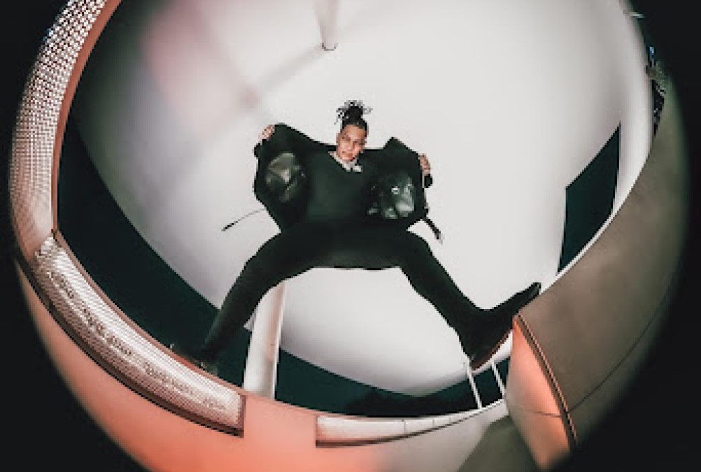 Sauce Alert! The Young Rising Star, Jacob Everett, Releases “Jeff Bezos ...