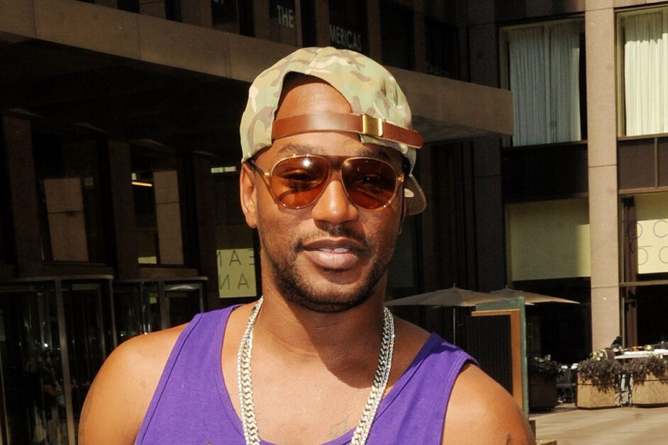 Cam’ron Retires Outfit From Viral CNN Interview To “Hall Of Fame ...