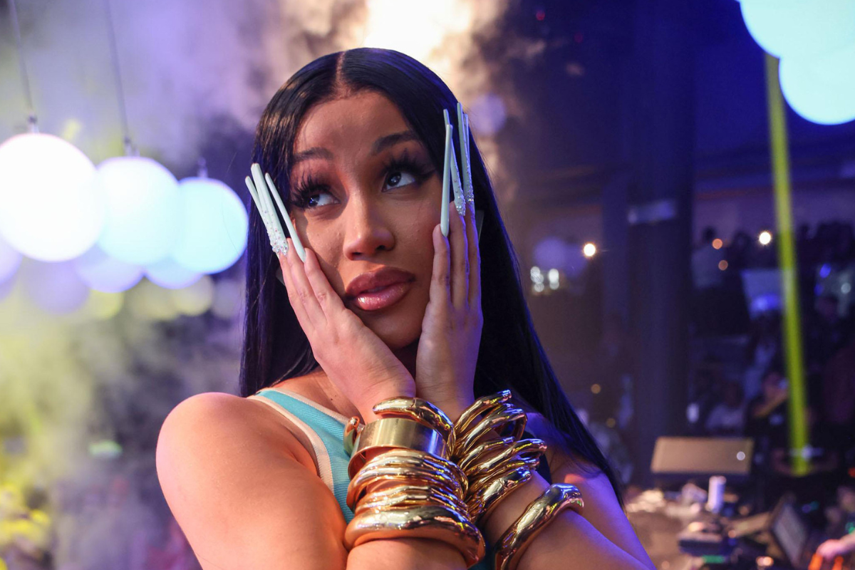 Cardi B Mortified Over Embarrassing Faux Pas With Rihanna & Paris ...