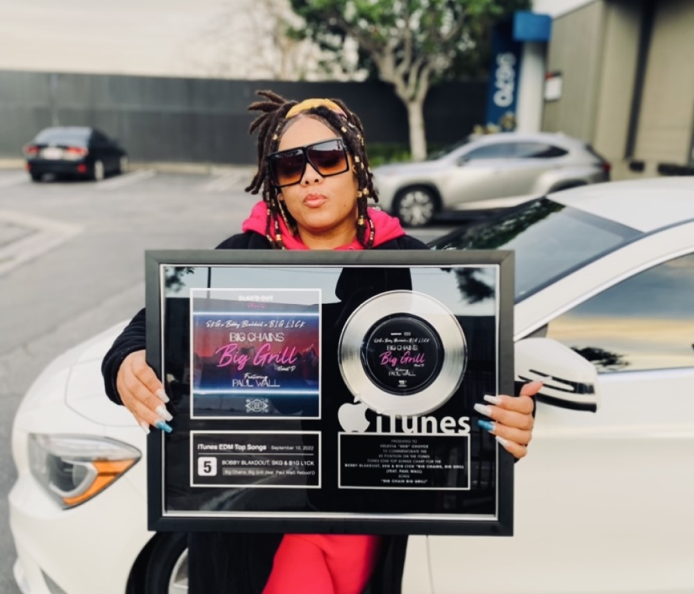 West Coast Hip Hop Artist “SKG” Receives Her Billboard Plaque From ...