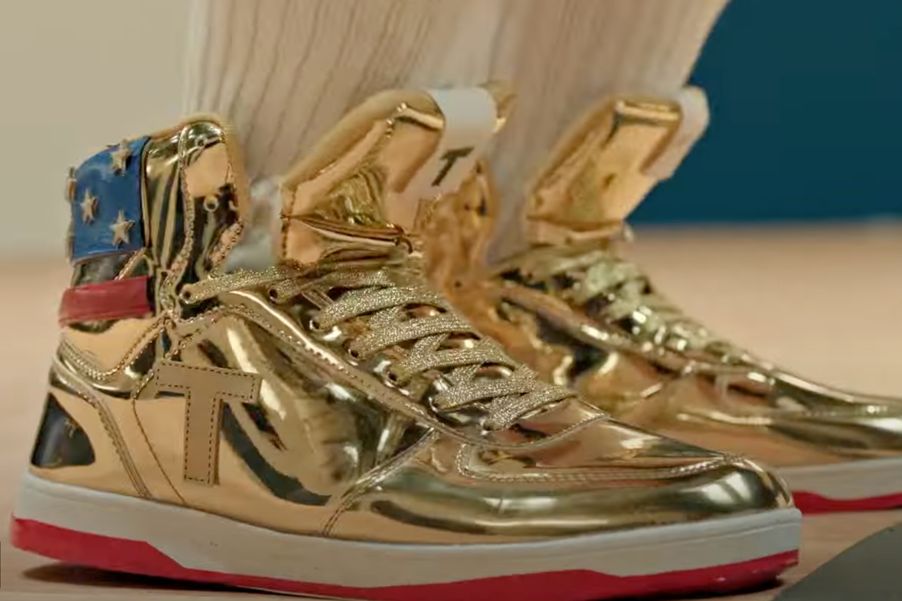 Donald Trump's Gold "Never Surrender" Shoes Mocked On "SNL"