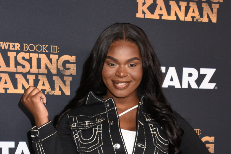 Bhad Bhabie Tearfully Defends Staying With Le Vaughn