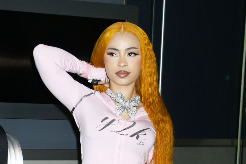 Ice Spice Accused Of Making Satanic Gestures During Prayer With ...