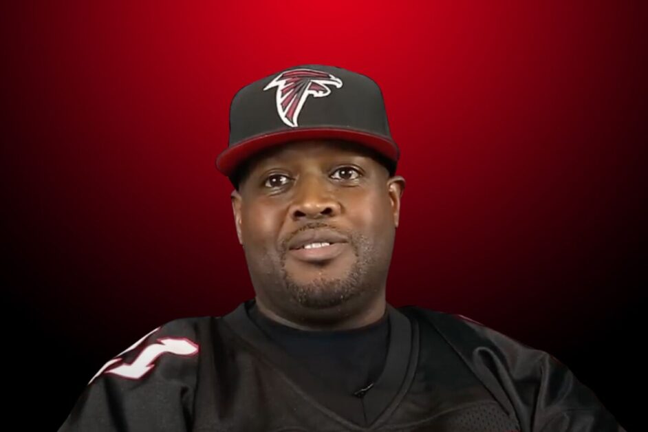 Hip-Hop Legend DJ Clark Kent Has Died According To His Family