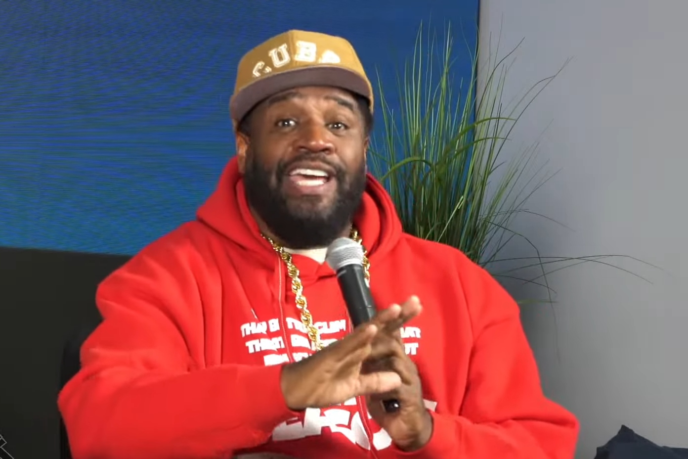 Corey Holcomb Accused Of Punching Female Comic In Face